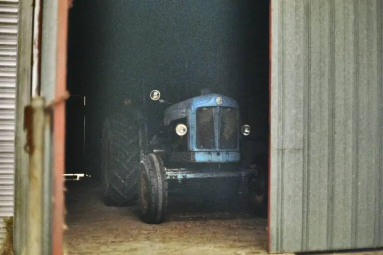 Building A Cheap Tractor Shed – Guide - Homestead & Prepper