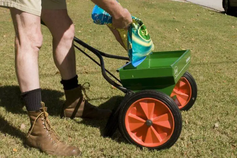 DIY Peat Moss Spreader - Is It a Good Idea - Homestead & Prepper