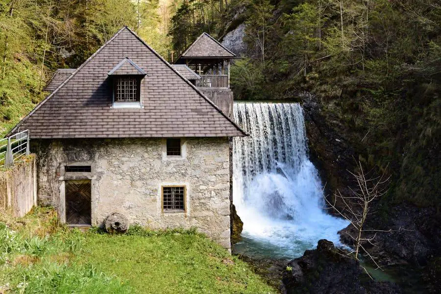 How to Build a Small Dam Wall - Guide - Homestead & Prepper